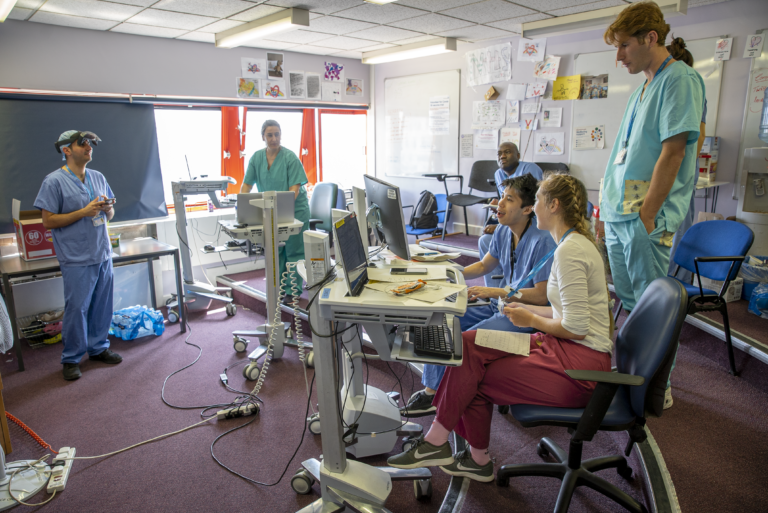 Imperial College Healthcare NHS Trust uses HoloLens to protect doctors ...