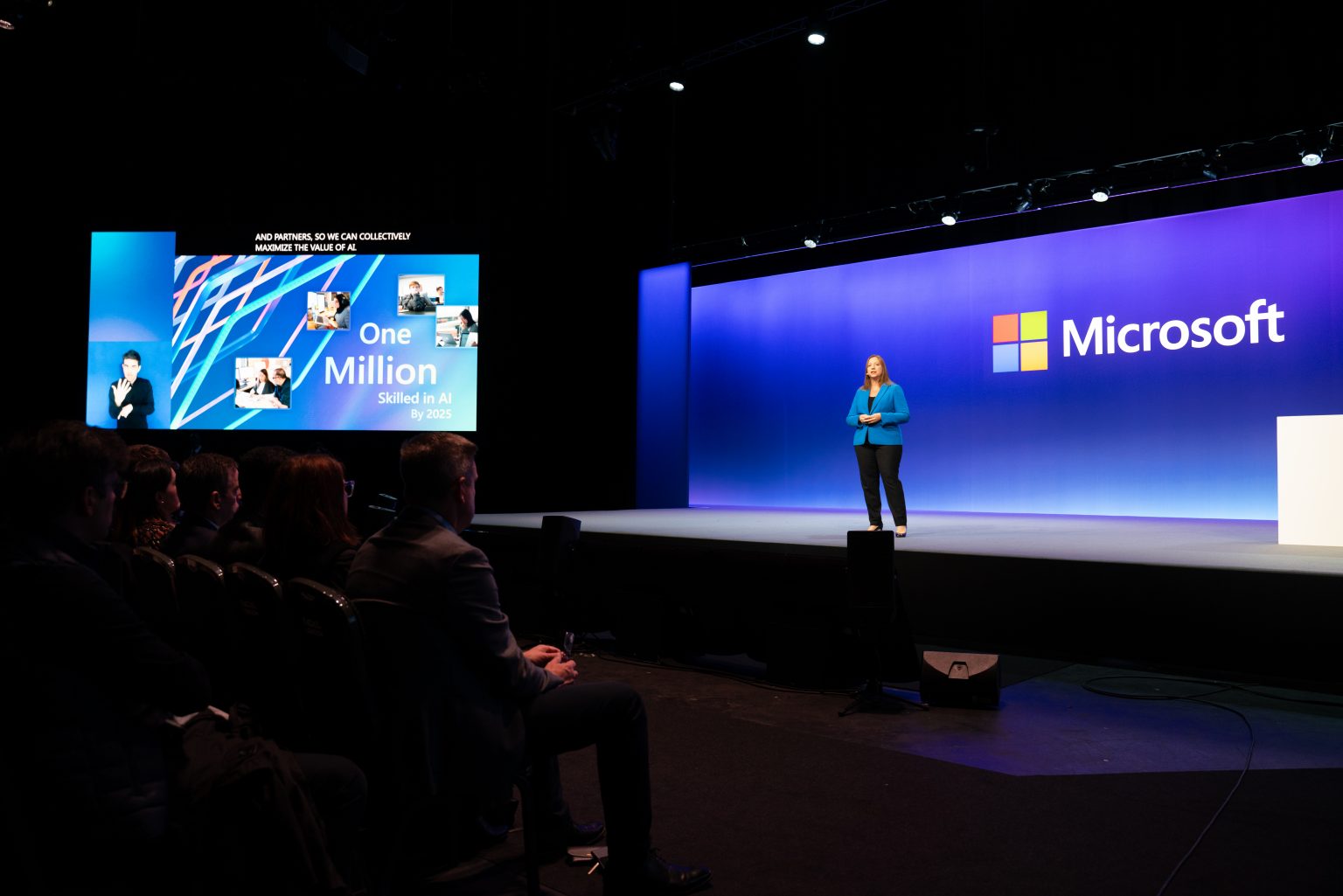 Microsoft to train 1 million people in UK with AI digital skills
